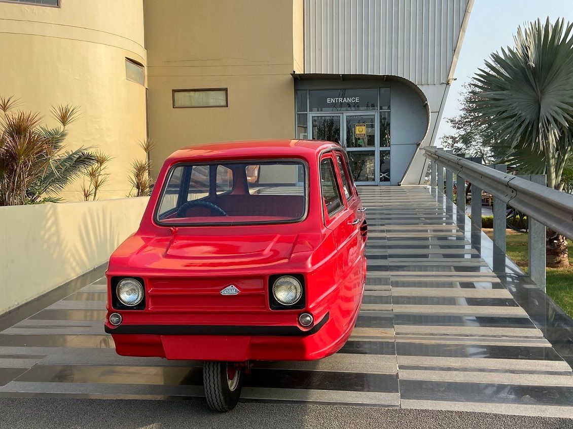 The Sipani Badal, India's first three-wheeled car