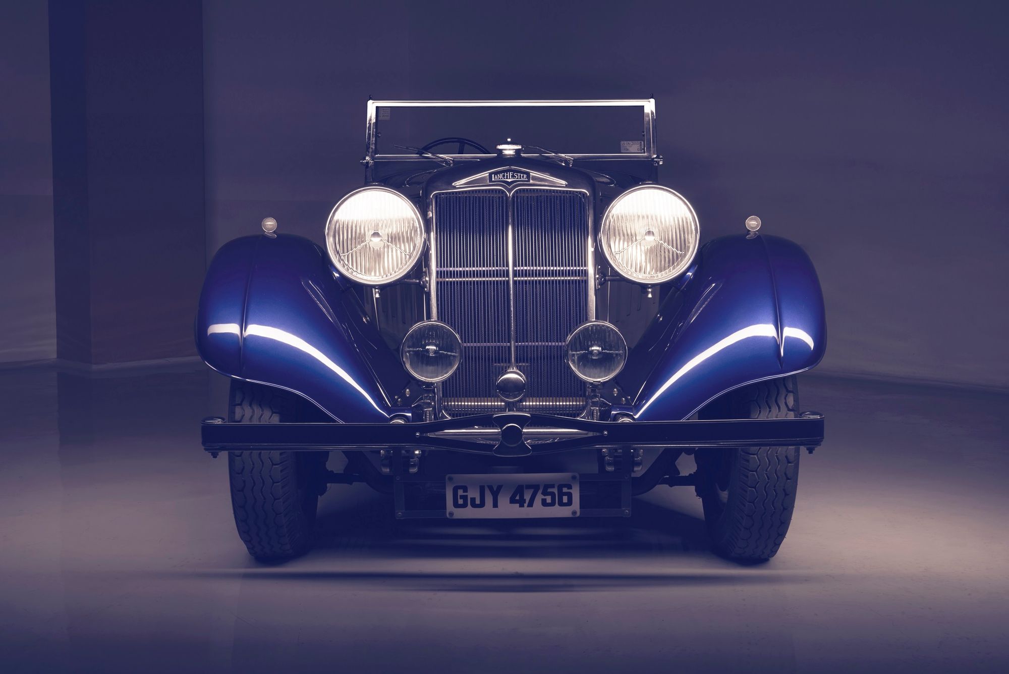 A Lanchester Straight 8 from 1936