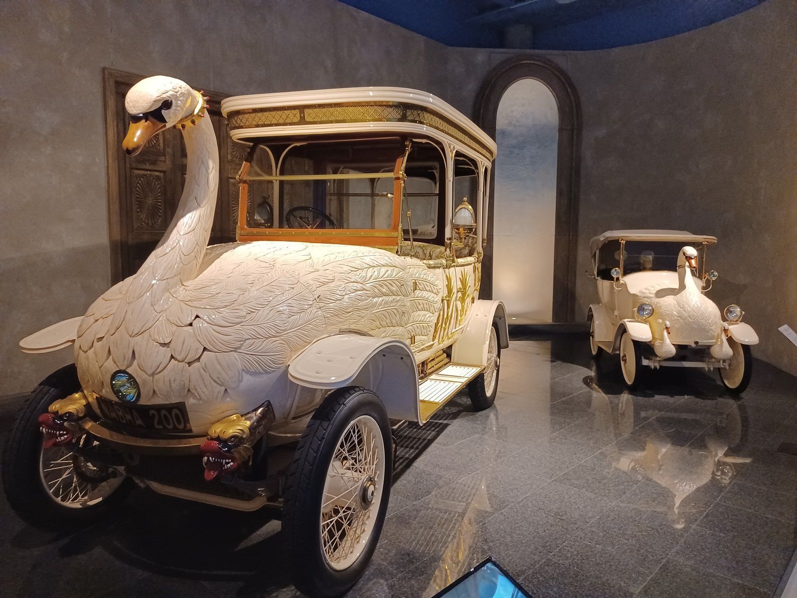 Louwman Museum: The World's Oldest Classic Car Collection