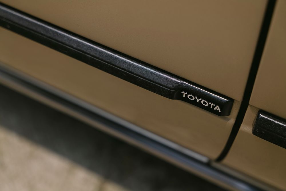 Toyota Corona: The Car That Became the Vanguard of Japan Inc