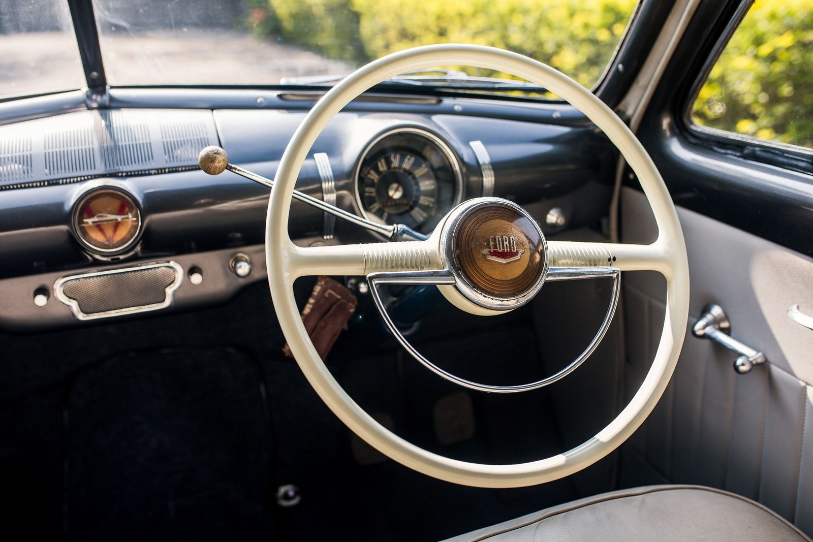 The Ford V8 Custom—An important car in the post-war era