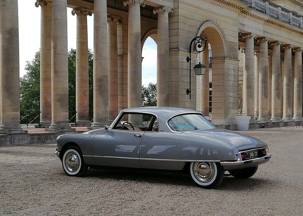 The re-imagined Citroën DS Coupe